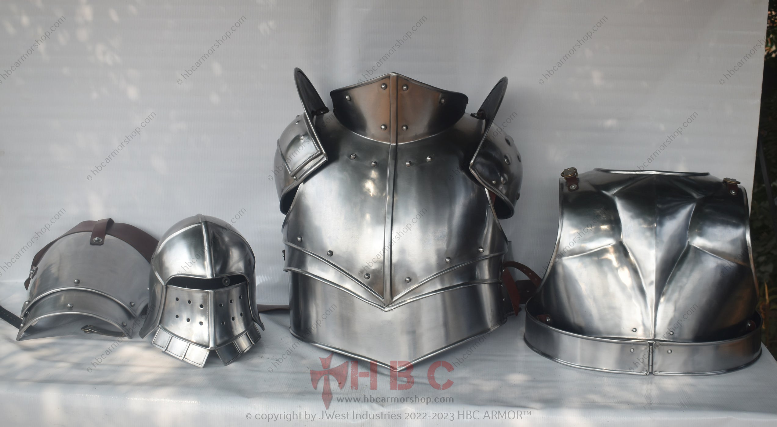 The Elder Scrolls: Blades Inspired Full Armor Set — HBC Armor Shop