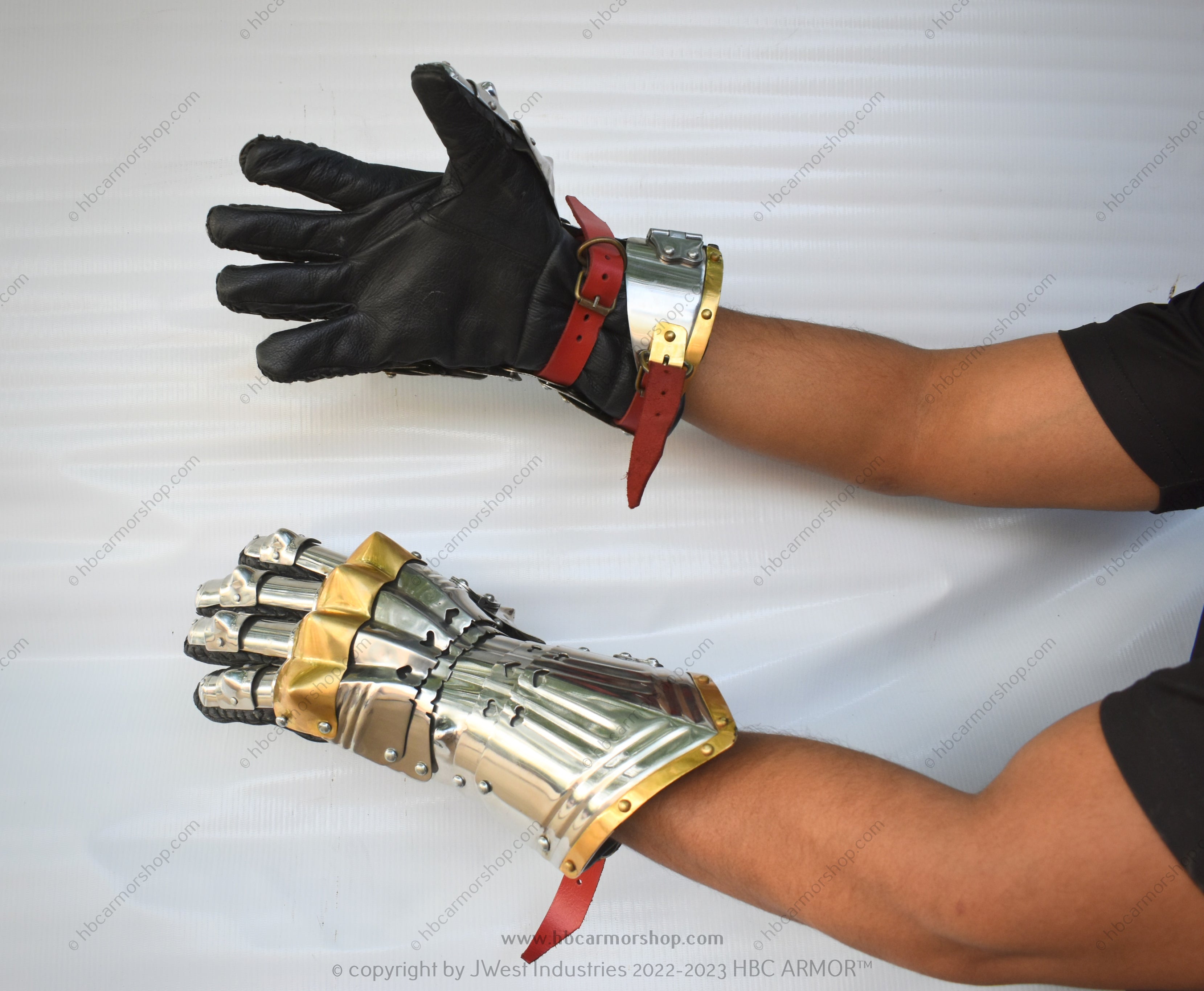 Handforged Gothic Gauntlet from Wallace Collection — HBC Armor Shop