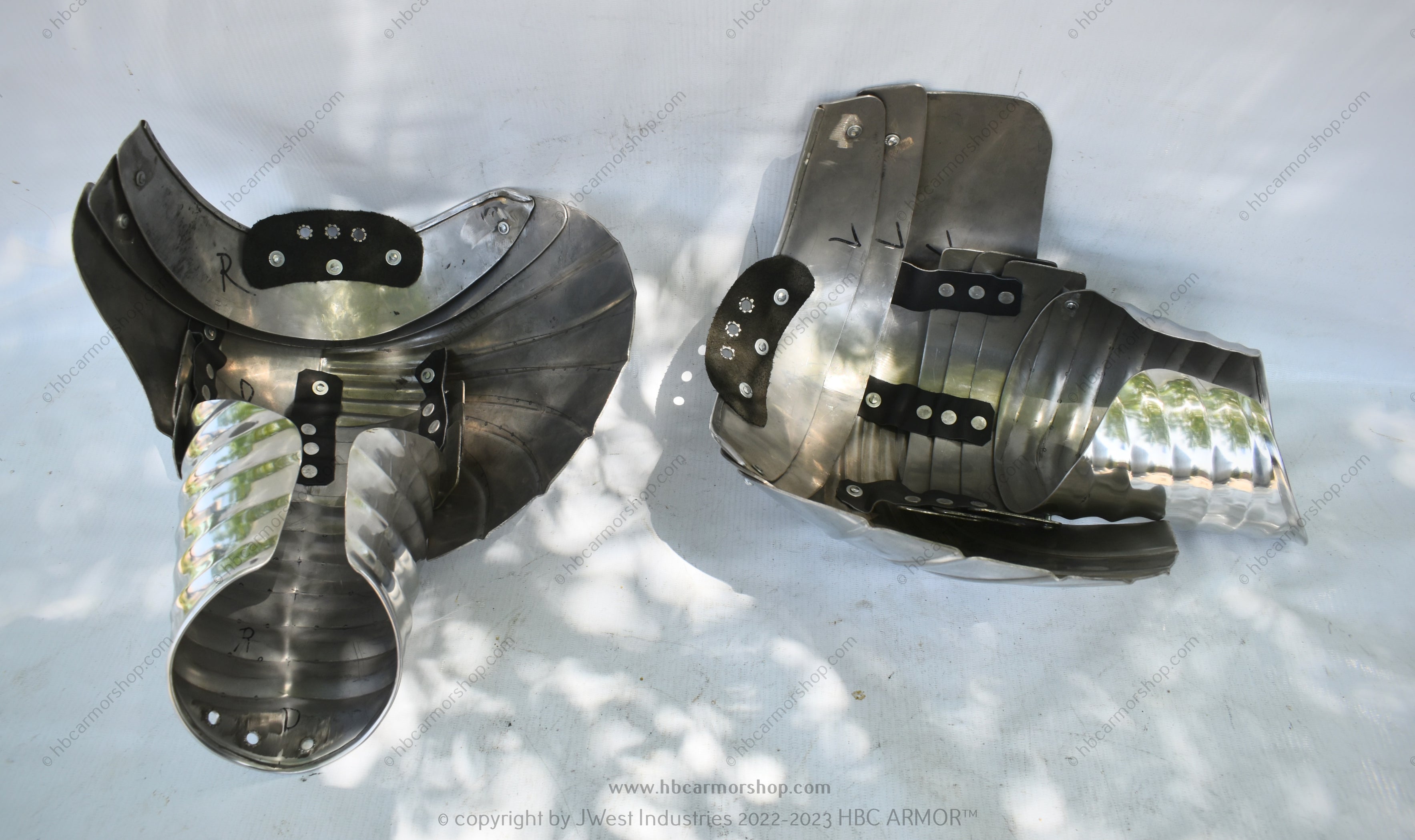 Handforged Gothic Spauldron Shoulder Armour - Late 15th Century Reprod ...