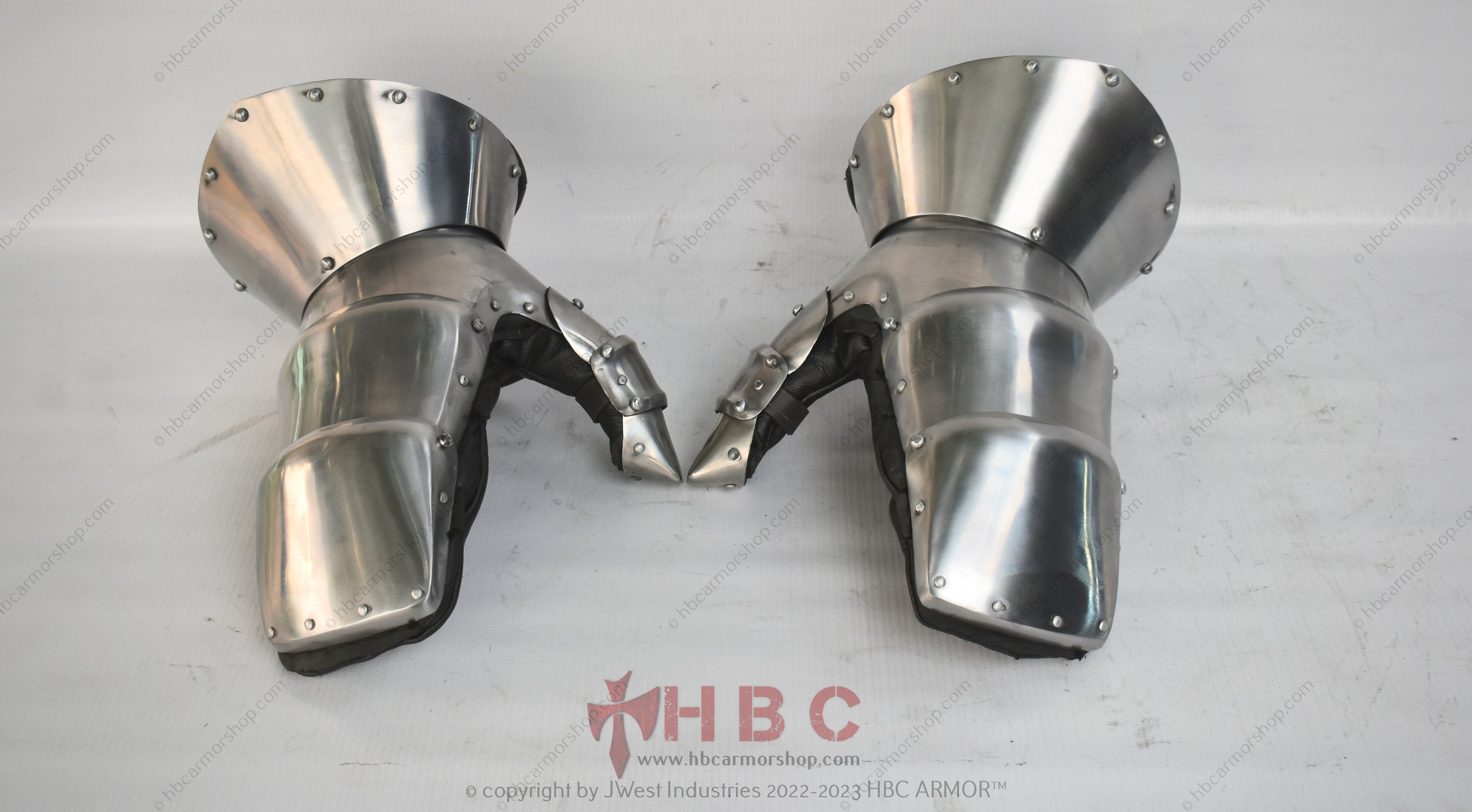 Milanese style Plate Mitten/Gauntlets — HBC Armor Shop