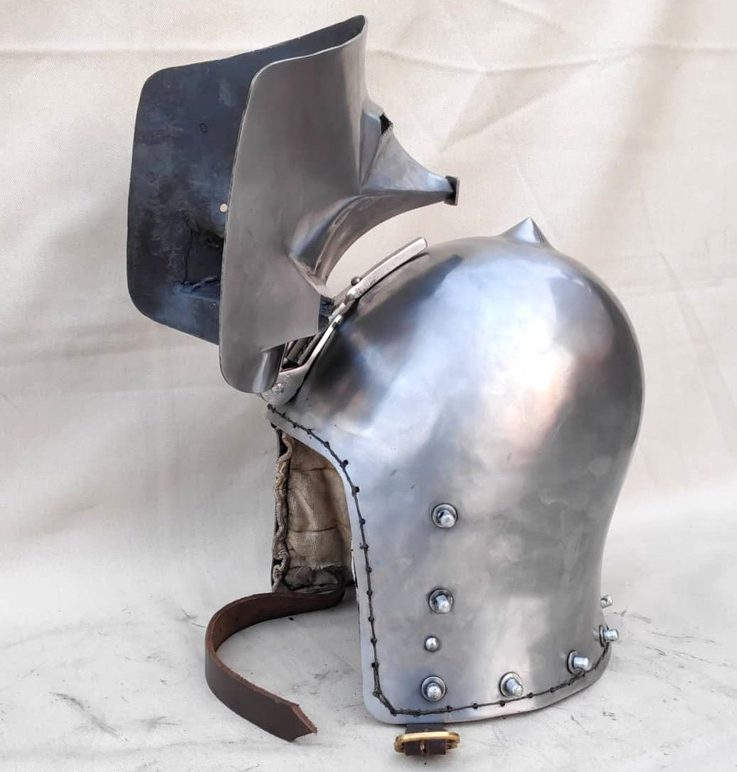 Beak Face hound skull Helmet — HBC Armor Shop