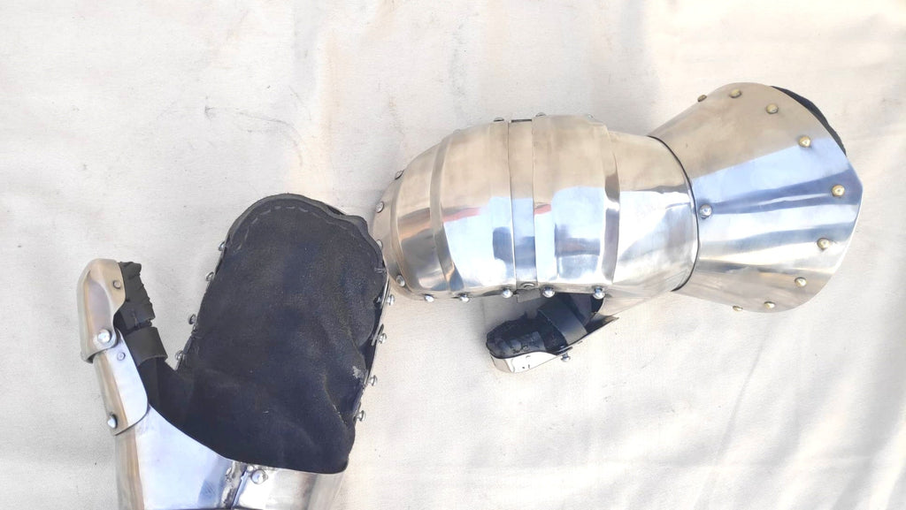 BUHURT MITTEN | GAUNTLETS — HBC Armor Shop