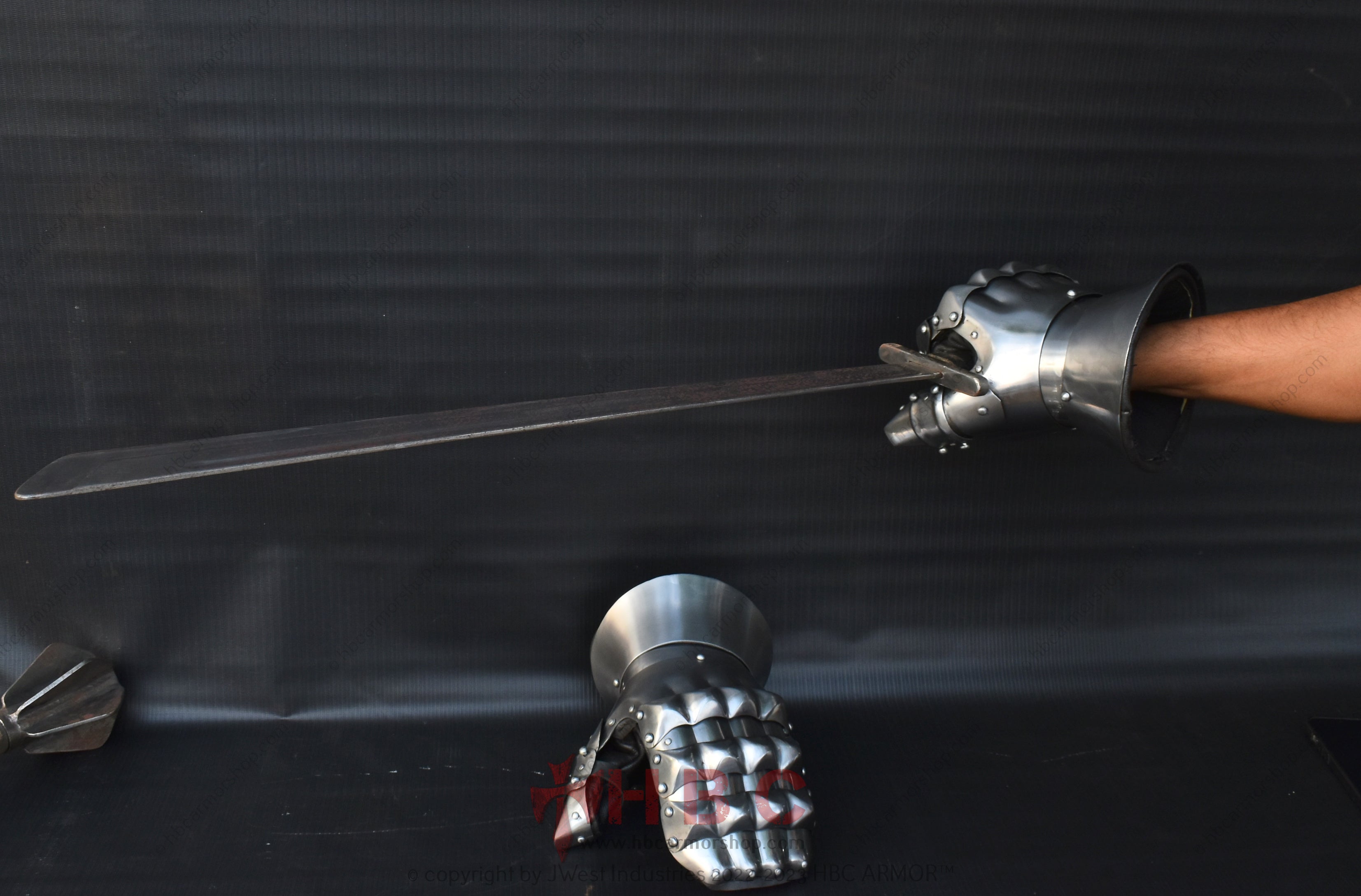 IRON FIST 2.O Buhurt Battle-Ready Gauntlet with Advanced Wrist Articul ...