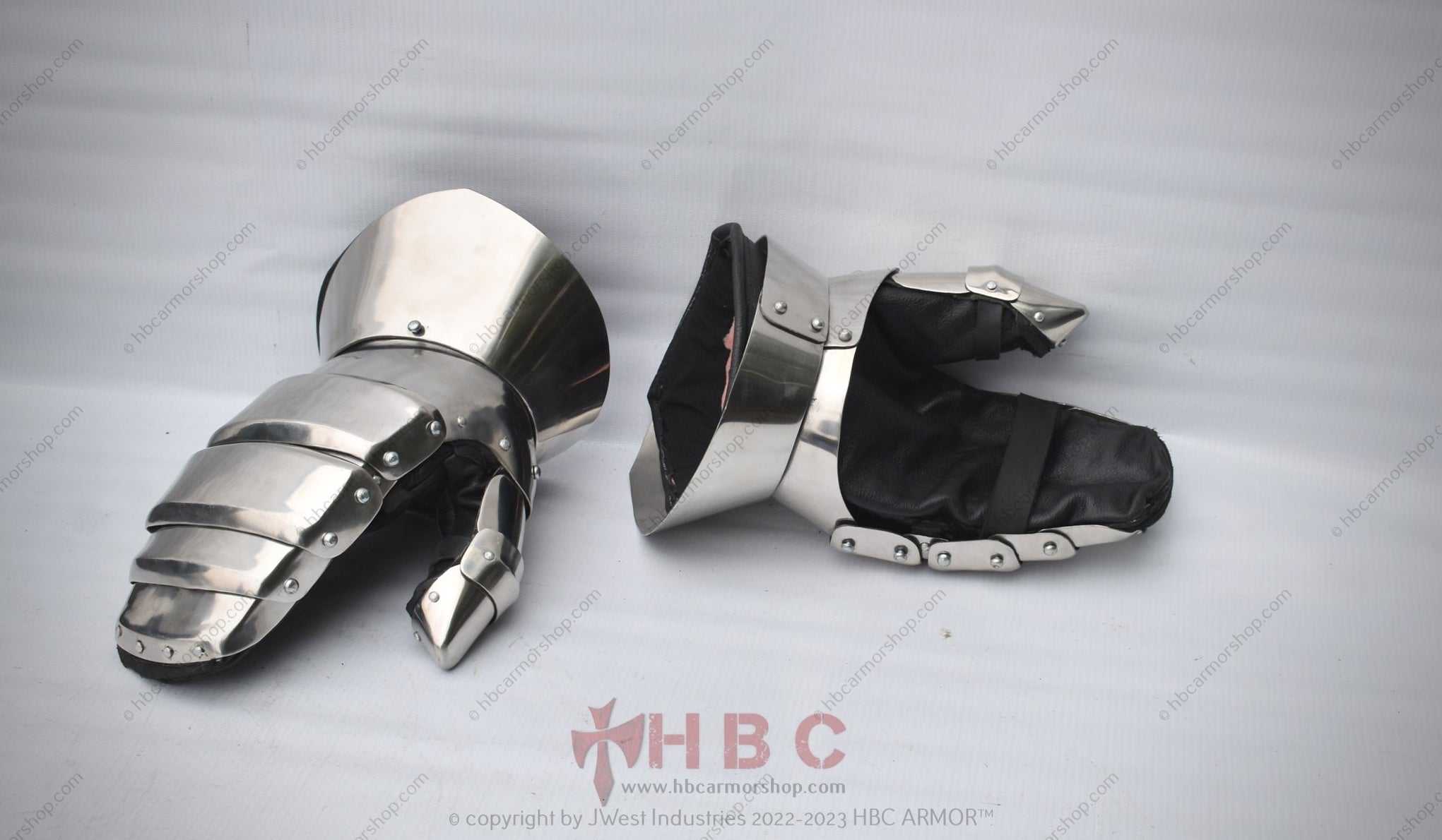 Christ's Knight Combat Mitten — HBC Armor Shop