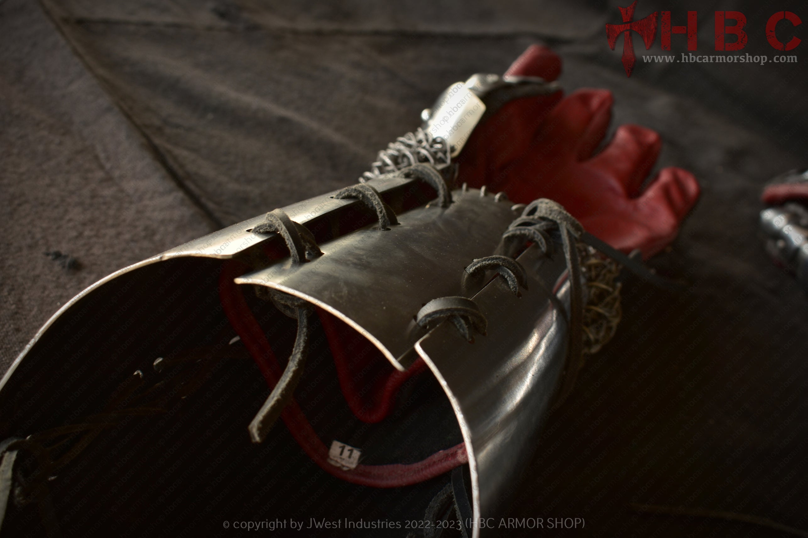 Japanese Samurai Long Gauntlet — HBC Armor Shop